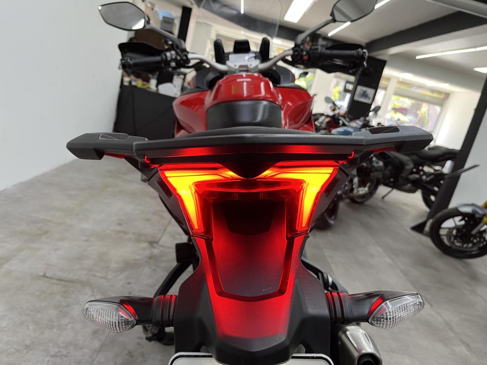 Triumph Motorcycles | Seminueva DUCATI MULTISTRADA 950 2021